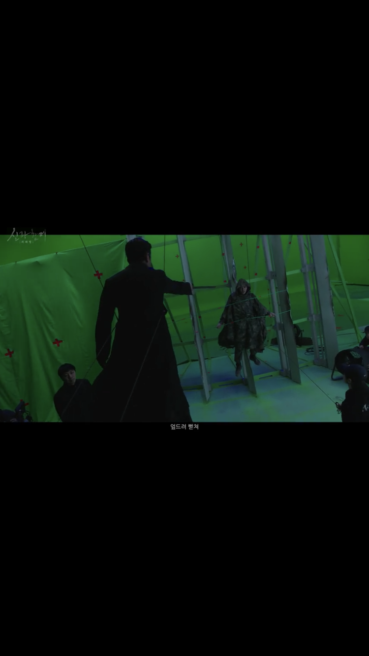 cg잘알 익들... 그린스크린에 이런 빨간 테이프?? 왜 있는거야? - 인스티즈(instiz) 익명잡담 카테고리