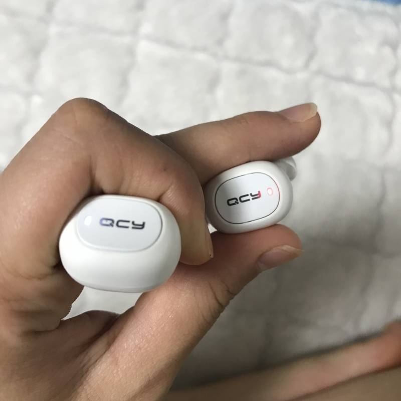 qcy 빨간색 흰색으로 계속 반짝거리는데 이거 머양 왜이래?? - 인스티즈(instiz) 일상 카테고리