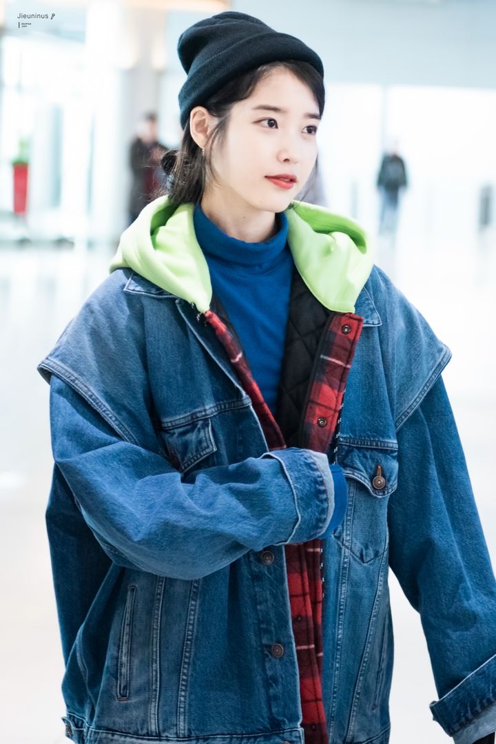 아이유 겨울사복 진짜 신기하게 입는 것 같아 인스티즈 instiz 연예 카테고리