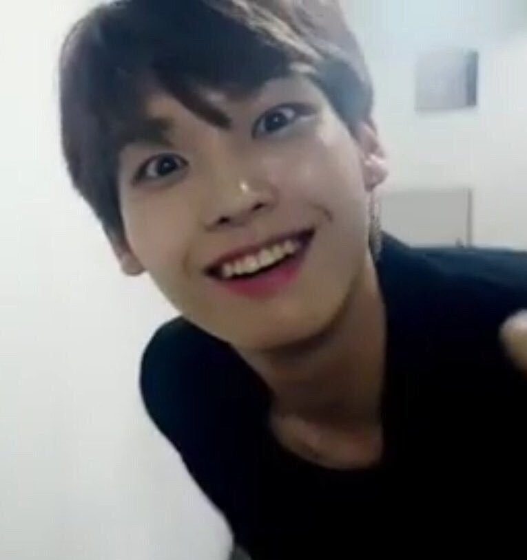 인성 입만웃는짤 모음 - 인스티즈(instiz) SF9 카테고리