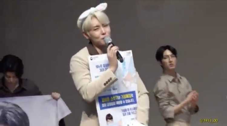 Sf9 여기서 뒤에 지나가시는 분 찬희님이야 주호님이야?(캡쳐 미안..) - 인스티즈(instiz) 연예 카테고리