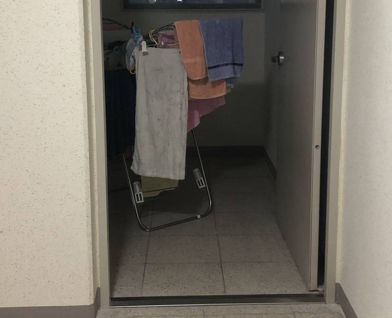 우리 아파트에 비상구에 빨래 너는 사람 있음 인스티즈instiz 일상 카테고리