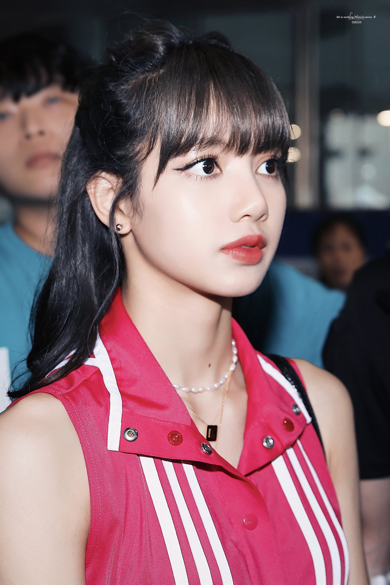 리사 눈 진짜 크다 - 인스티즈(instiz) 연예 카테고리