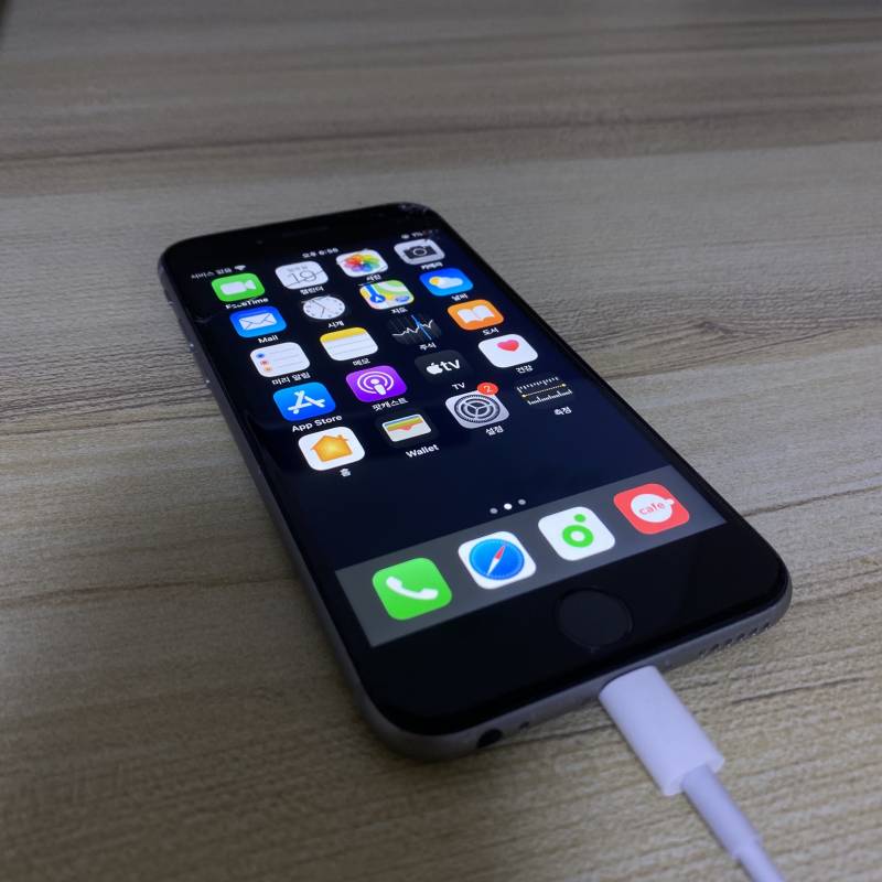 아이폰 6s 배터리 성능 66 중고로 팔면 팔릴까...?ㅎㅎ... - 인스티즈(instiz) 일상 카테고리