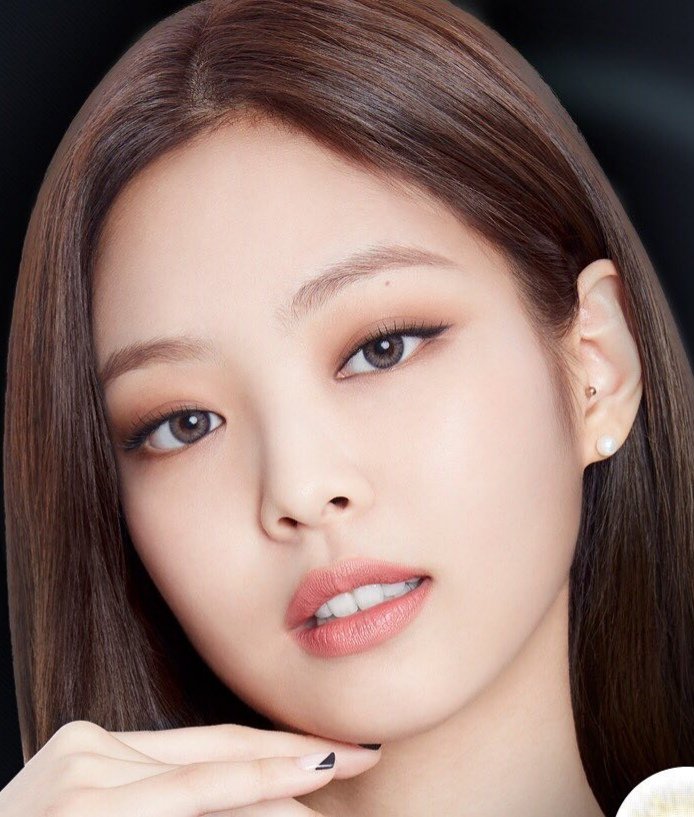 눈 위에 점 있으면 홀리는상인가봐 - 인스티즈(instiz) 연예 카테고리