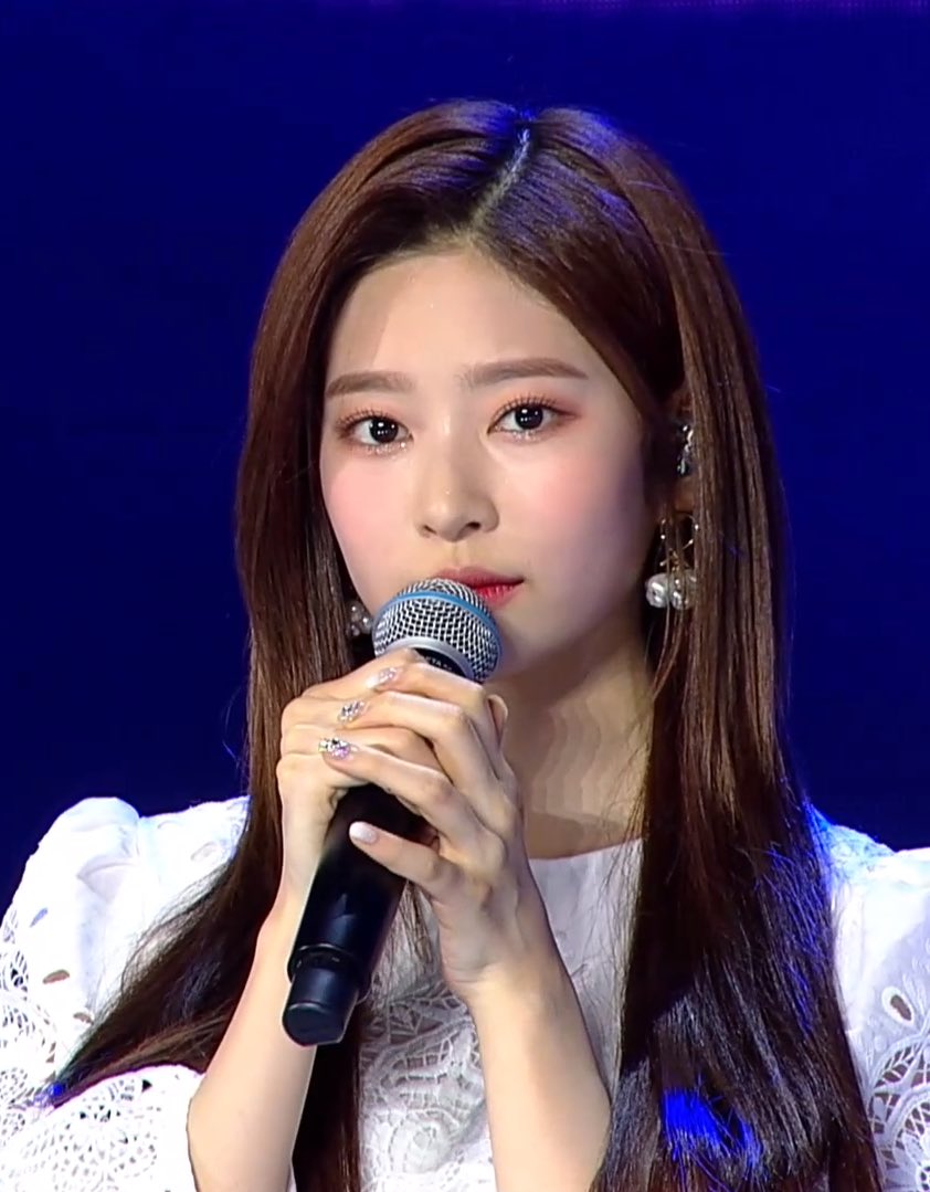 익들이 생각하기에 김민주는 아이돌상인거같아?? - 인스티즈(instiz) 연예 카테고리