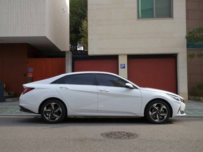 차 디자인으로만 아반떼cn7 vs k5 - 인스티즈(instiz) 일상 카테고리