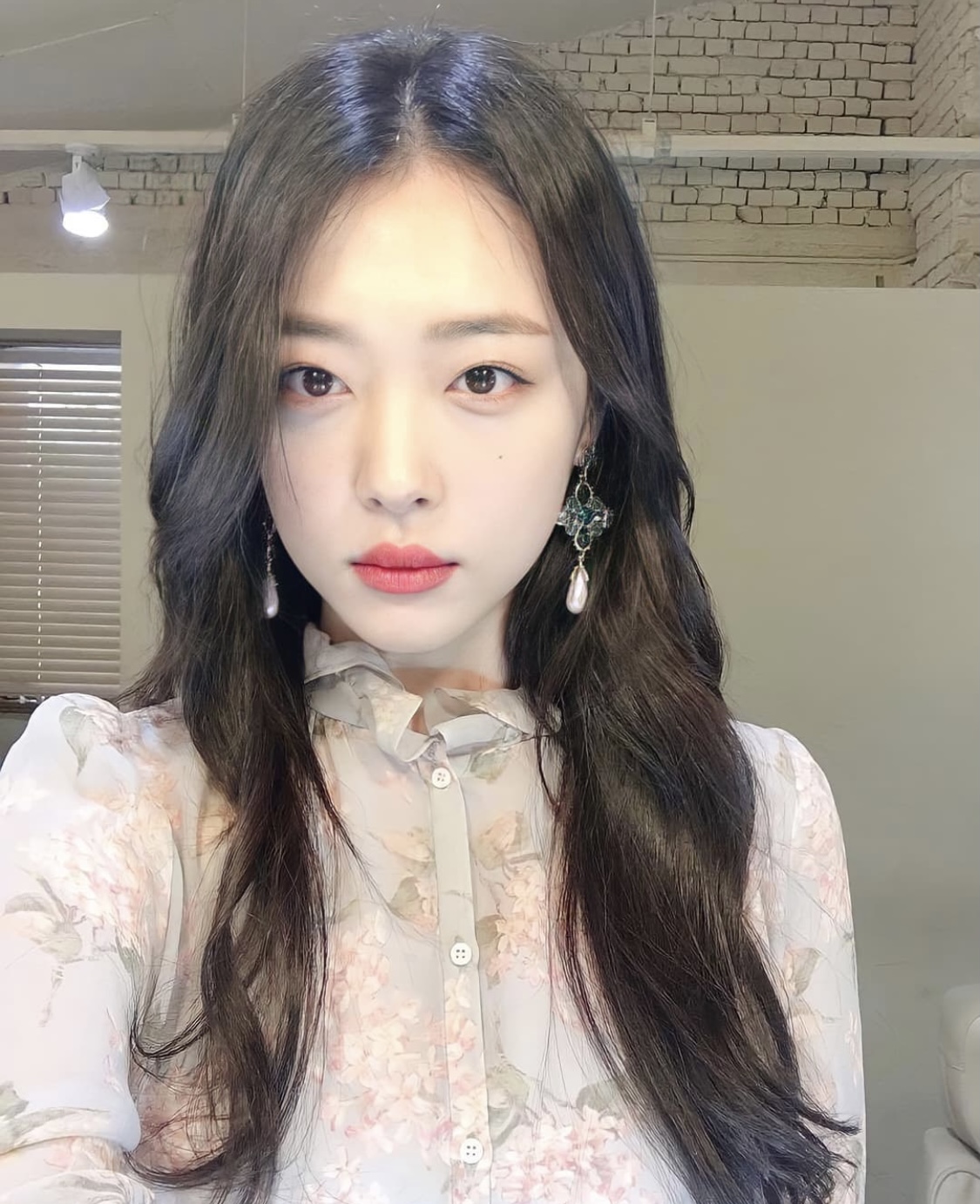 [잡담] 설리 진짜 이쁘다... - 인스티즈(instiz) 연예 카테고리