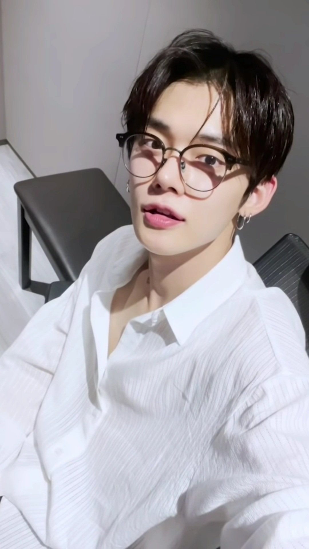 [잡담] 최연준+흑발+안경= - 인스티즈(instiz) (K)POP/예능 카테고리