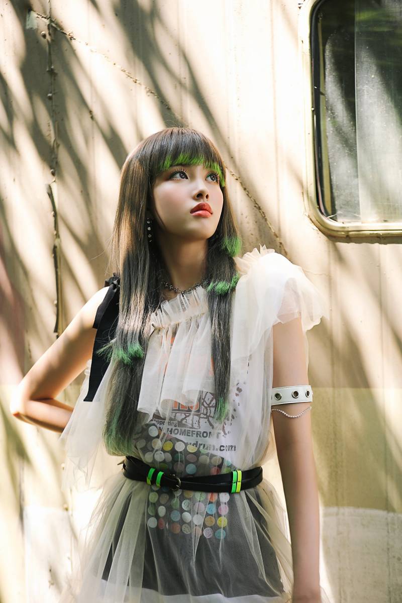 스테이씨 RUN2U 수록곡 'BUTTERFLY' (버터플라이) - 인스티즈(instiz) 이슈 카테고리