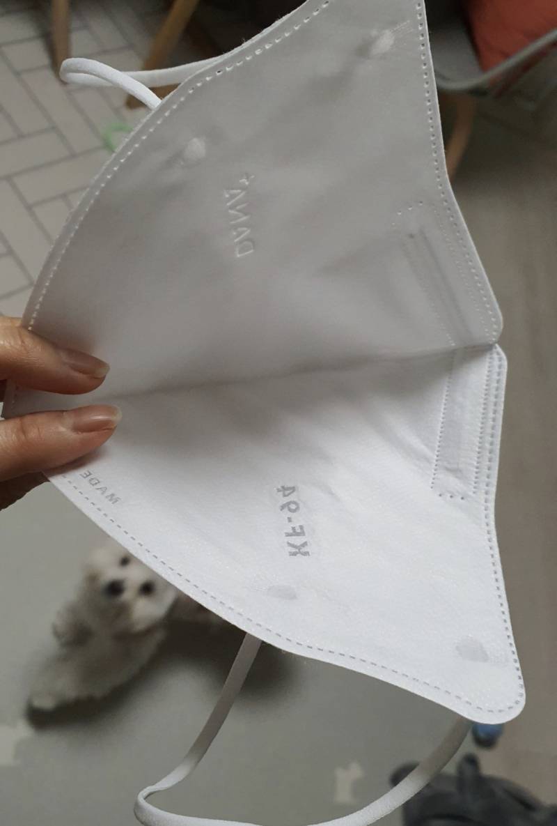 익들아 이렇게 마크구멍뚫린 kf94 위험해? - 인스티즈(instiz) 일상 카테고리