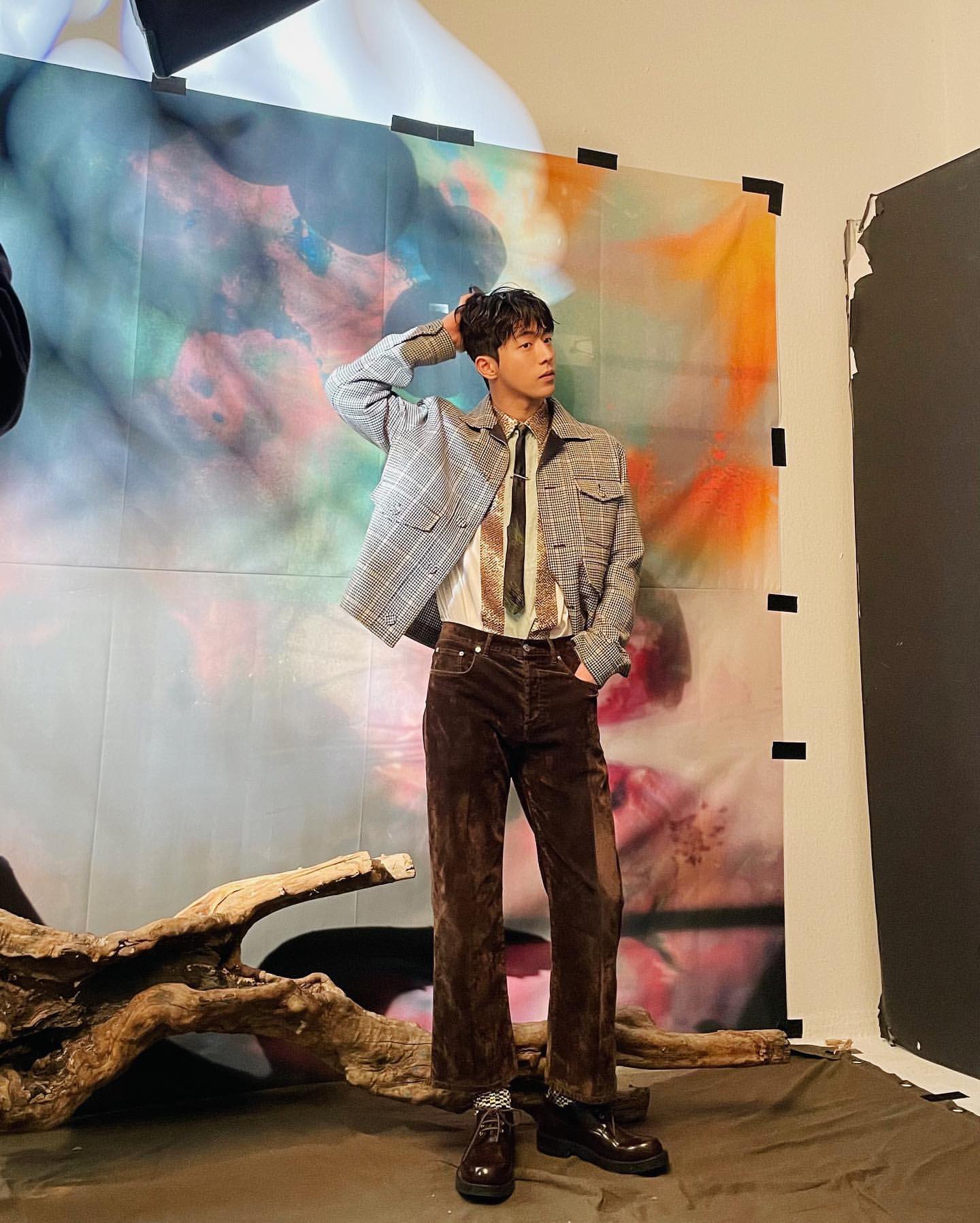 [잡담] 187cm 남주혁의 미친 피지컬 체험하기 - 인스티즈(instiz) 드영배 카테고리