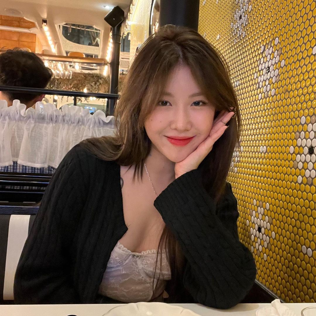 [잡담] 백예린 여친짤 개아름다움……… - 인스티즈(instiz) 연예 카테고리