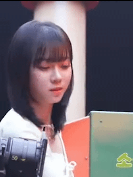 에스파 윈터 탐스 제로 CF 짤.gif - 인스티즈(instiz) 이슈 카테고리