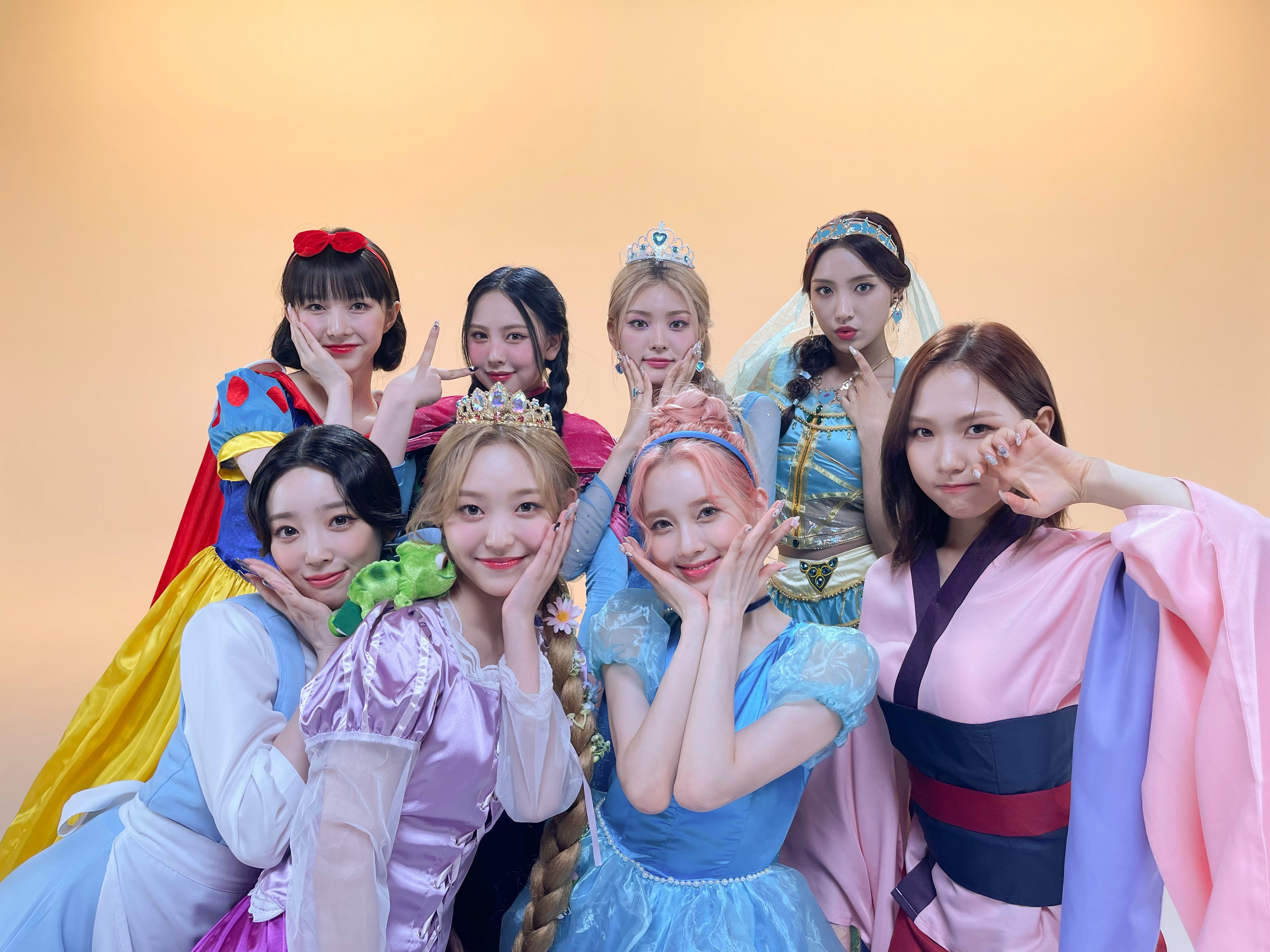 최근 8명의 디즈니 공주로 코스프레한 여돌.jpg - 인스티즈(instiz) 인티포털 카테고리