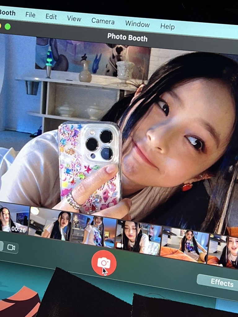 [잡담] 뉴진스 하니 셀카 뭐임 - 인스티즈(instiz) 연예 카테고리