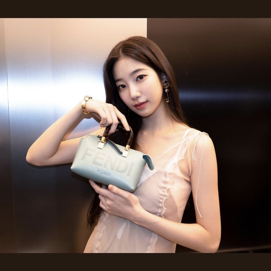 [잡담] 엥 카즈하 인스타에 올라온 거 봤어 인스티즈 Instiz 연예 카테고리