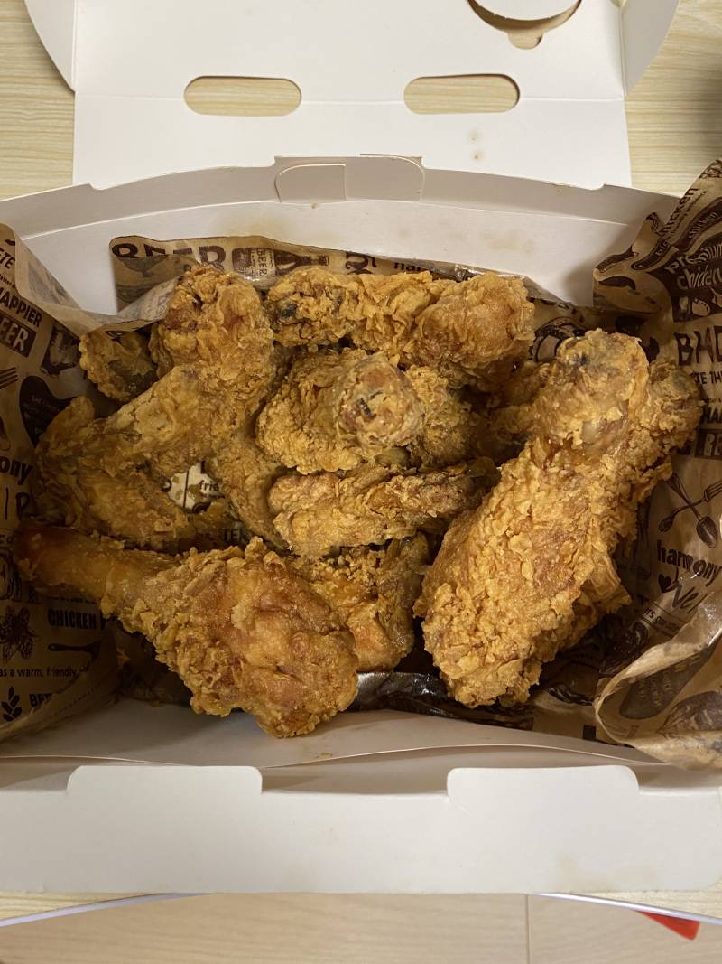 Bhc 후라이드 콤보 근황 - 인스티즈(instiz) 익명잡담 카테고리