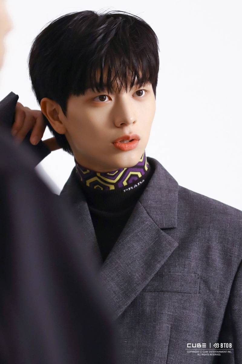 잘생긴 육성재 화보 비하인드 인스티즈instiz 인티포털 카테고리