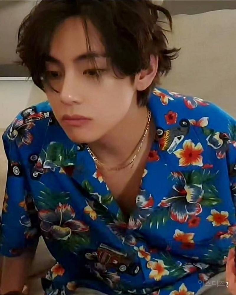 남자들이 많이 참고한 것 같은 방탄 뷔 "리프펌" & "히피펌" (스압) - 인스티즈(instiz) 인티포털 카테고리