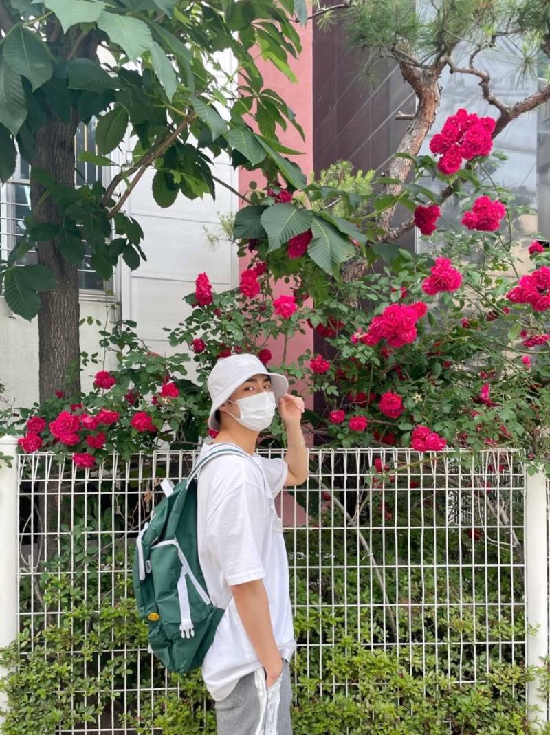 꾸안꾸로 잘 입는 것 같은 DKZ 경윤 사복 패션 - 인스티즈(instiz) 이슈 카테고리