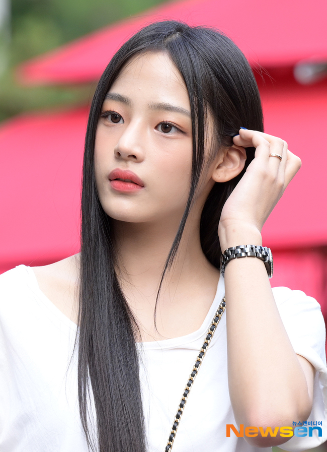 [잡담] 뉴진스 비주얼 물으면 김민지 얘기 많은 이유? 그저 대박임 - 인스티즈(instiz) (K)POP/예능 카테고리