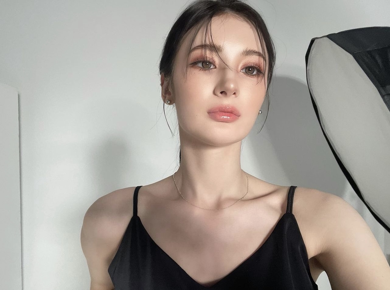 [잡담] 연애프로 여출 이분 진짜 개예뻐ㅜㅜㅜㅜ근데 성균관대 정치외교학과+4개국어 - 인스티즈(instiz) 연예 카테고리