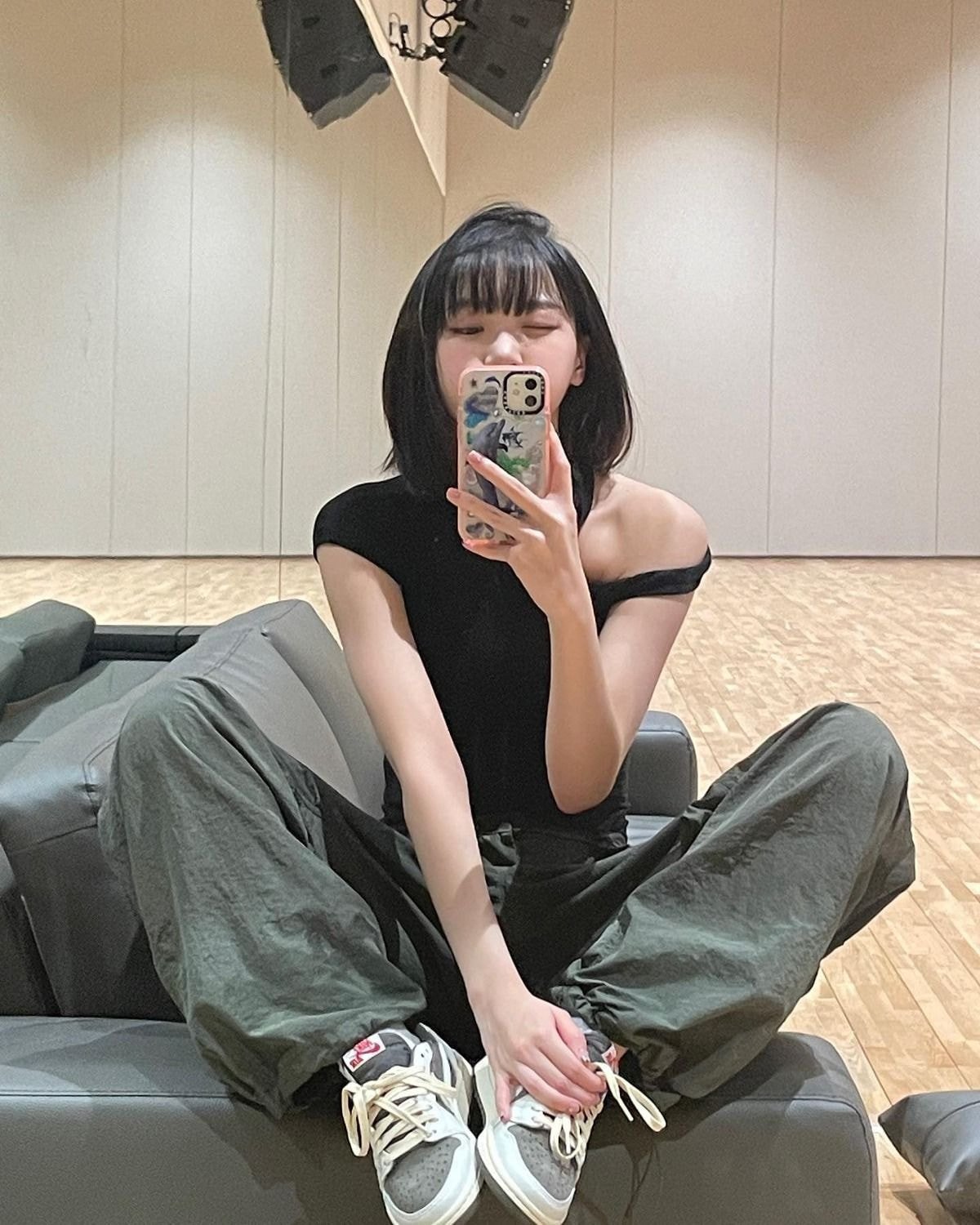 일년만에 사복 스타일 분위기 바뀌어서 신기한 르세라핌 김채원 인스타 피드 - 인스티즈(instiz) 인티포털 카테고리