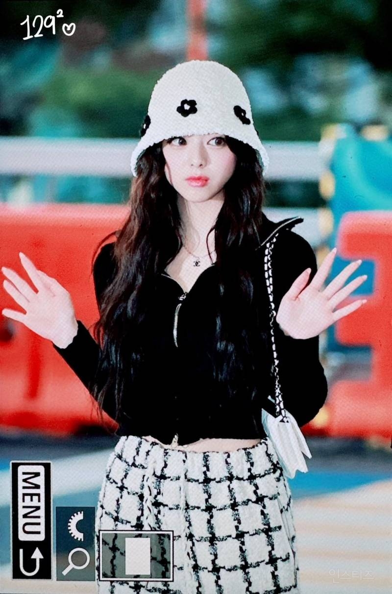 눈이 얼굴 반만한 ITZY 유나 공항 출국짤.... - 인스티즈(instiz) 이슈 카테고리
