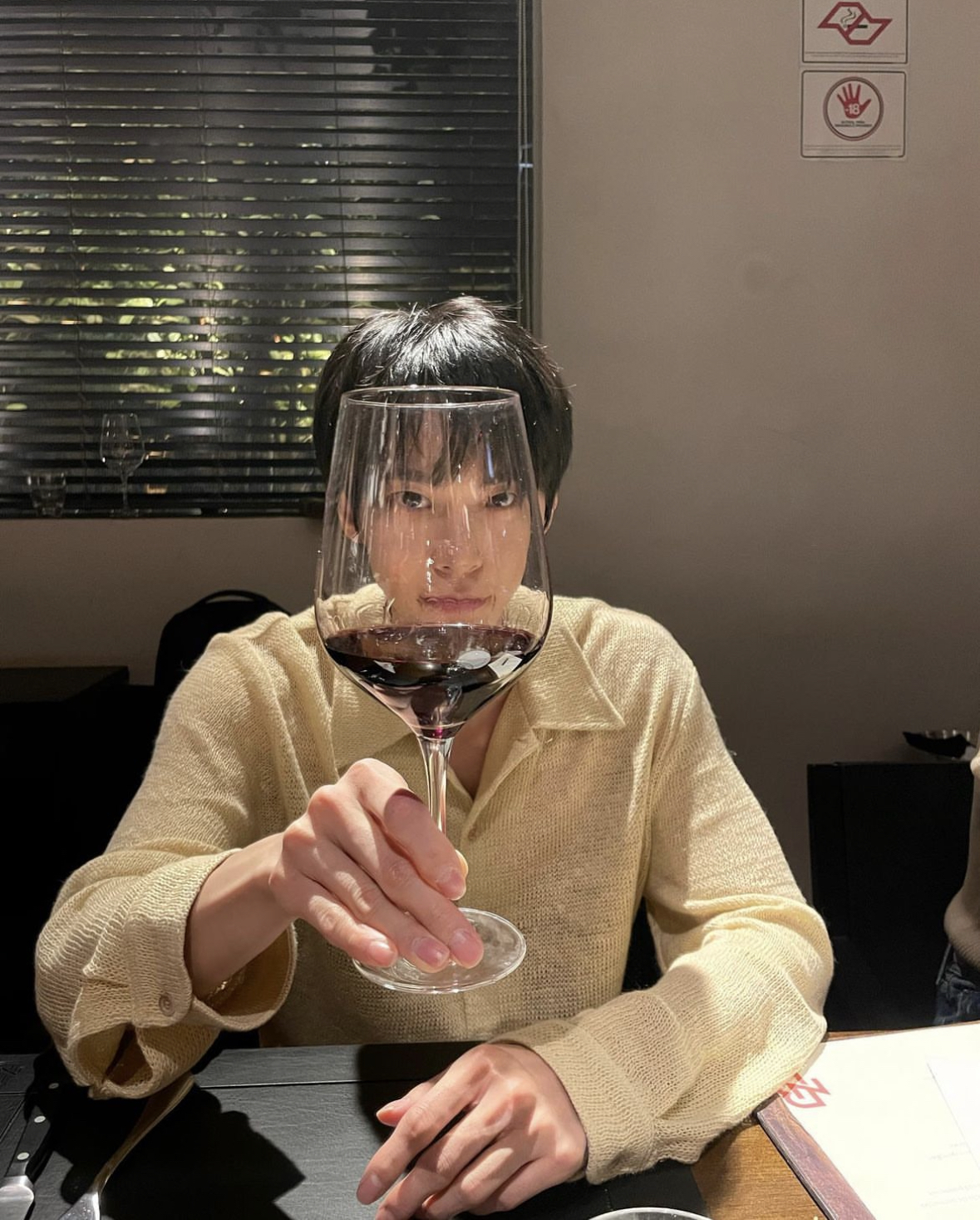 [잡담] 아 도영 인스타 개잘생김 - 인스티즈(instiz) (K)POP/예능 카테고리