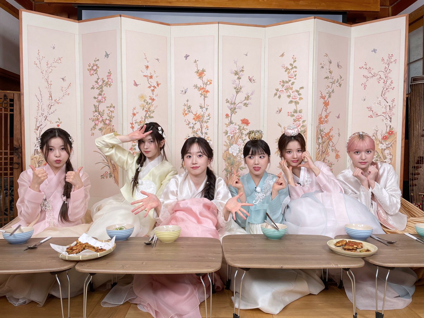 [잡담] 엔믹스 한복사진 올려준거 넘이뻐 - 인스티즈(instiz) (K)POP/예능 카테고리