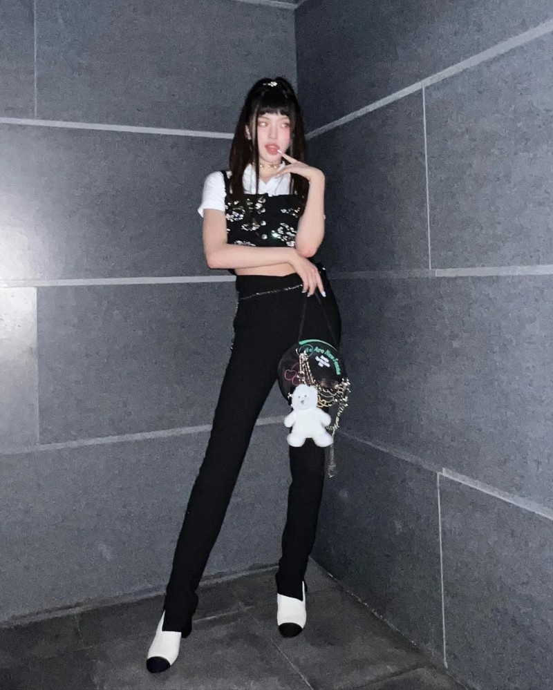 [잡담] 뉴진스 혜인 전신사진 사기 아님???? - 인스티즈(instiz) 연예 카테고리