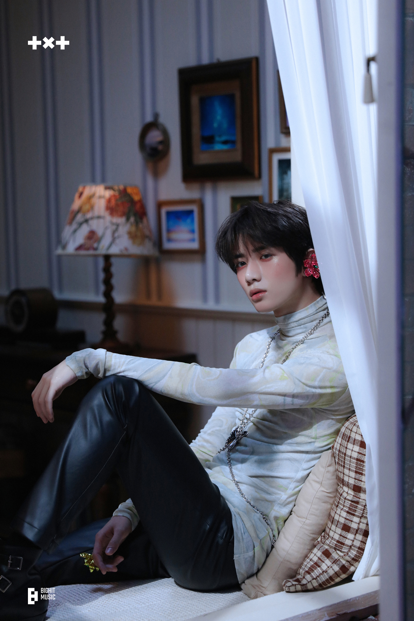 [미디어] 투바투 컨포 비하인드 #TXT 'The Name Chapter: TEMPTATION' Jacket Shoot Photo Behind - 인스티즈(instiz ...