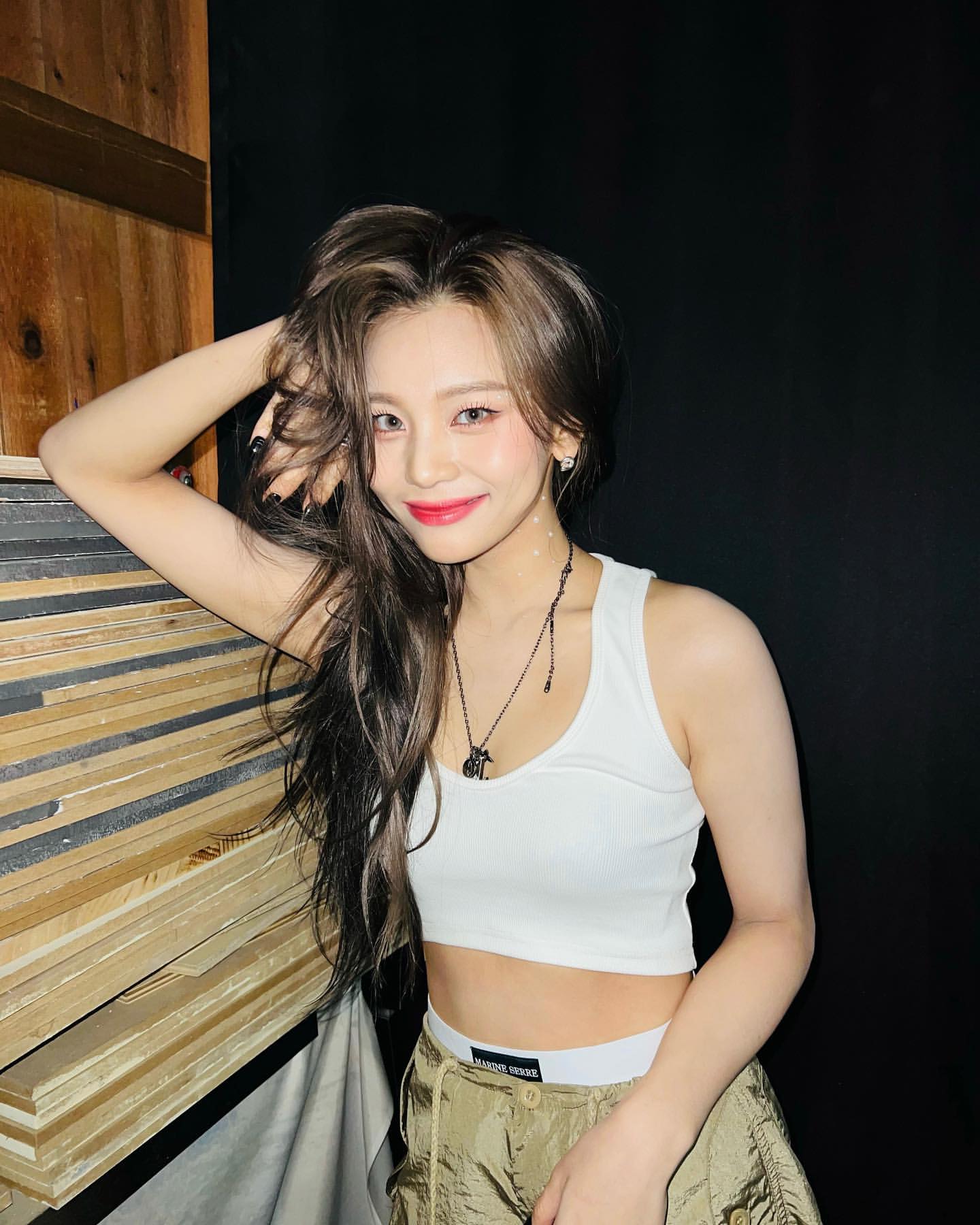 [잡담] 엄지 인스타 미쳤어 - 인스티즈(instiz) (K)POP/예능 카테고리