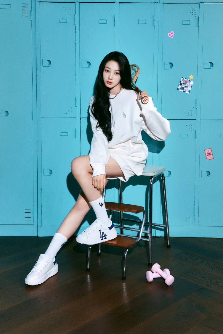 에스파 x MLB 코디.jpg - 인스티즈(instiz) 이슈 카테고리