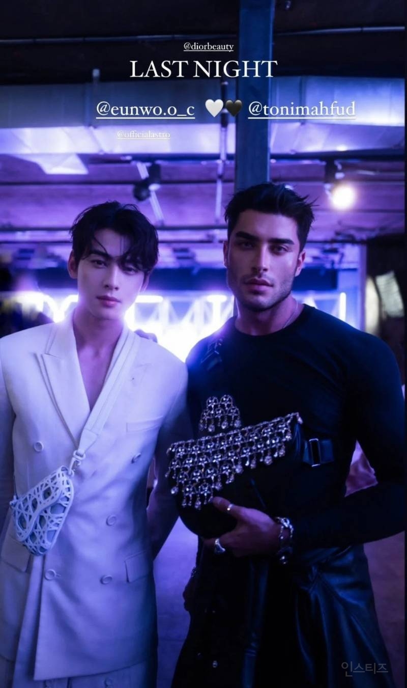 LA 디올쇼에서 차은우 모델 토니마푸드 투샷 - 인스티즈(instiz) 이슈 카테고리