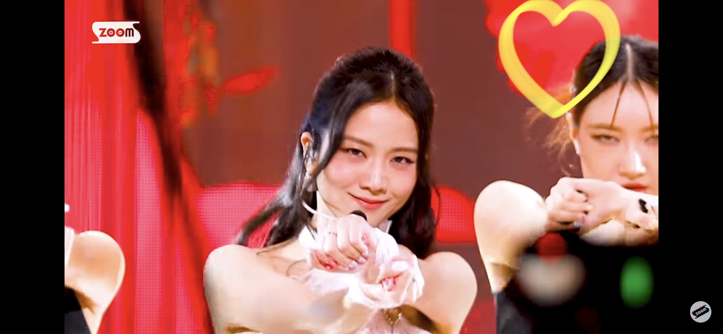 [잡담] 지수 꽃 참여하신 YGX 이 댄서분 성함 아는 사람 !! - 인스티즈(instiz) 연예 카테고리