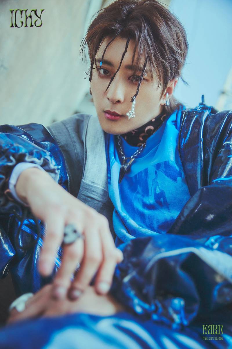 염색에 머리가 남아나질 않을 것 같은 혼성그룹 KARD 컴백티저 - 인스티즈(instiz) 이슈 카테고리