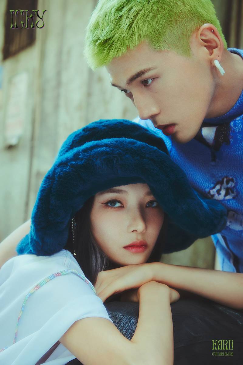 염색에 머리가 남아나질 않을 것 같은 혼성그룹 KARD 컴백티저 - 인스티즈(instiz) 이슈 카테고리