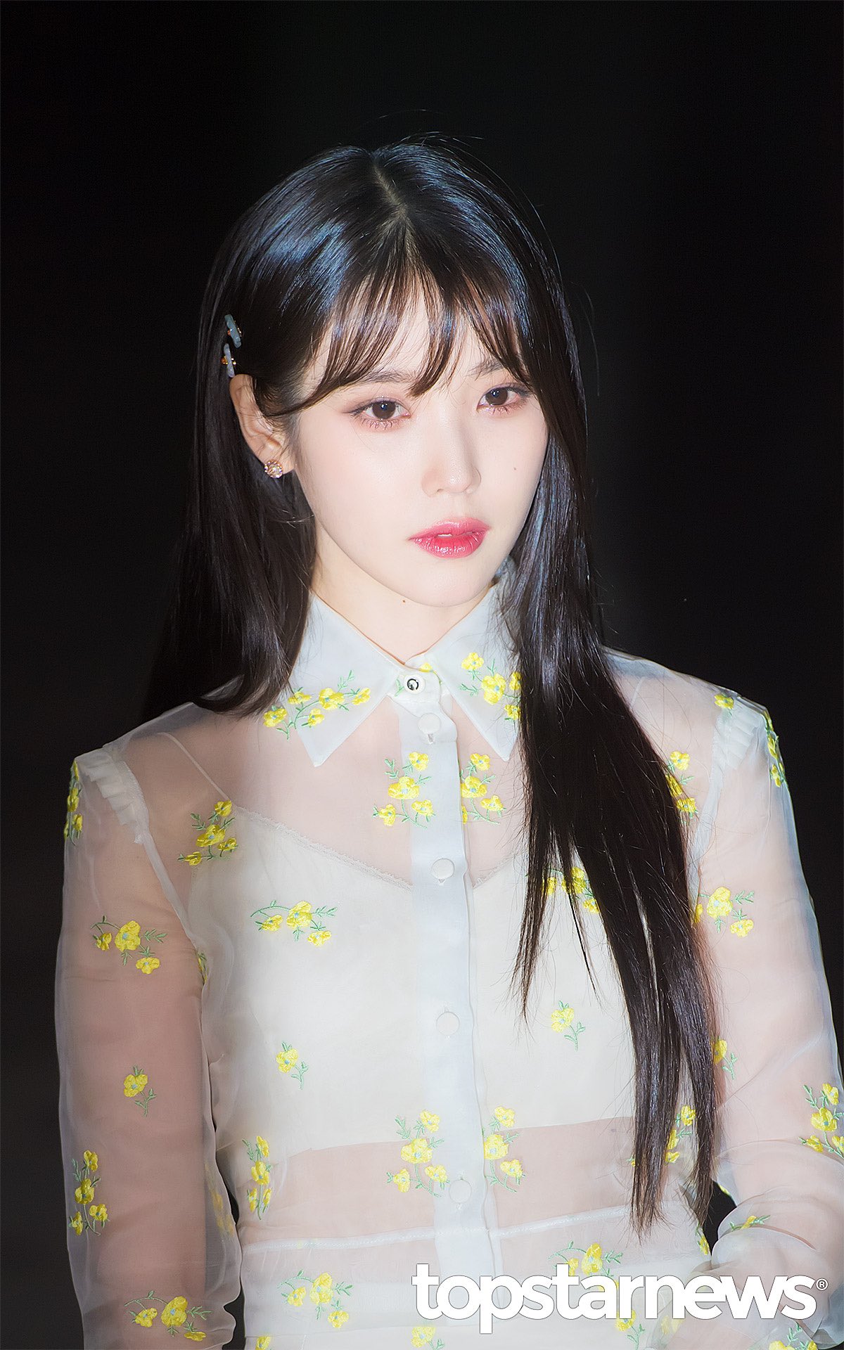 [잡담] 와 아이유 이 사진 대박이다 - 인스티즈(instiz) (K)POP/예능 카테고리