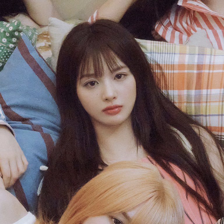 [잡담] 덮설윤 비주얼봐 - 인스티즈(instiz) 익명연예 카테고리