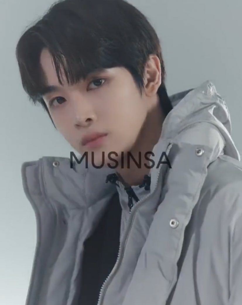 [잡담] 라이즈 성찬 예전에 무신사 뭐 하지 않았나?? - 인스티즈(instiz) 연예 카테고리