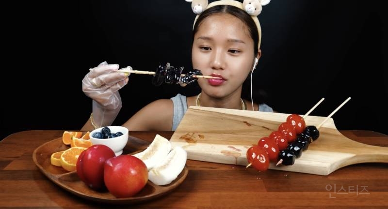 탕후루 먹방 ASMR 한 연예인들 - 인스티즈(instiz) 이슈 카테고리