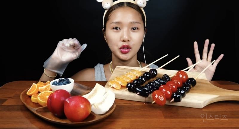 탕후루 먹방 ASMR 한 연예인들 - 인스티즈(instiz) 이슈 카테고리