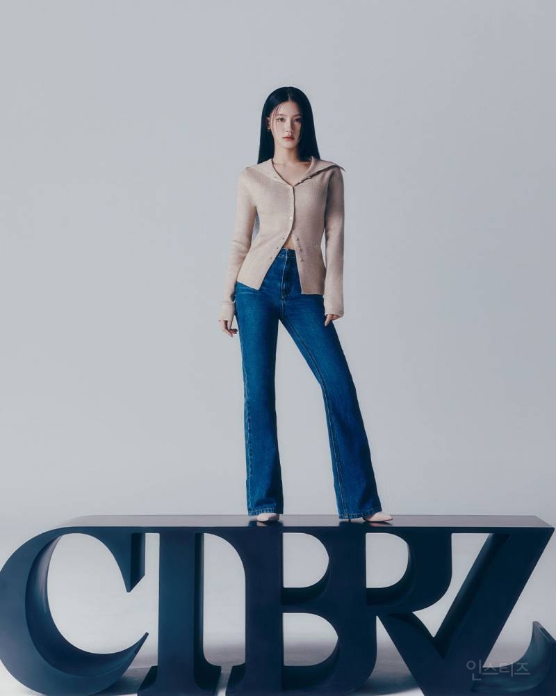 아이들 미연 시티브리즈 23FW 데님 화보.jpg - 인스티즈(instiz) 이슈 카테고리