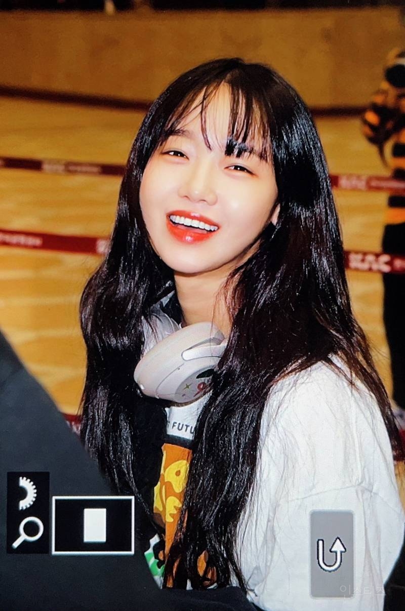 프듀 101 나왔던 최유정 위키미키 근황 사진.jpg - 인스티즈(instiz) 이슈 카테고리