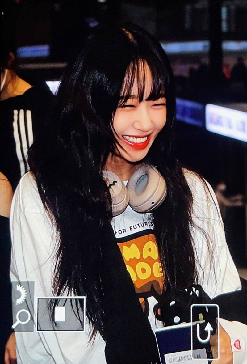 오늘 자 프듀 출신 위키미키 최유정 공항 프리뷰.jpg - 인스티즈(instiz) 이슈 카테고리