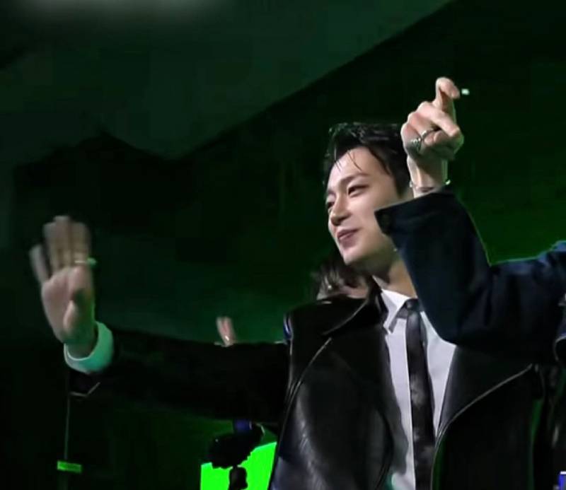 오늘자 사우디아라비아 케이콘 mc 윤두준 얼굴 - 인스티즈(instiz) 이슈 카테고리