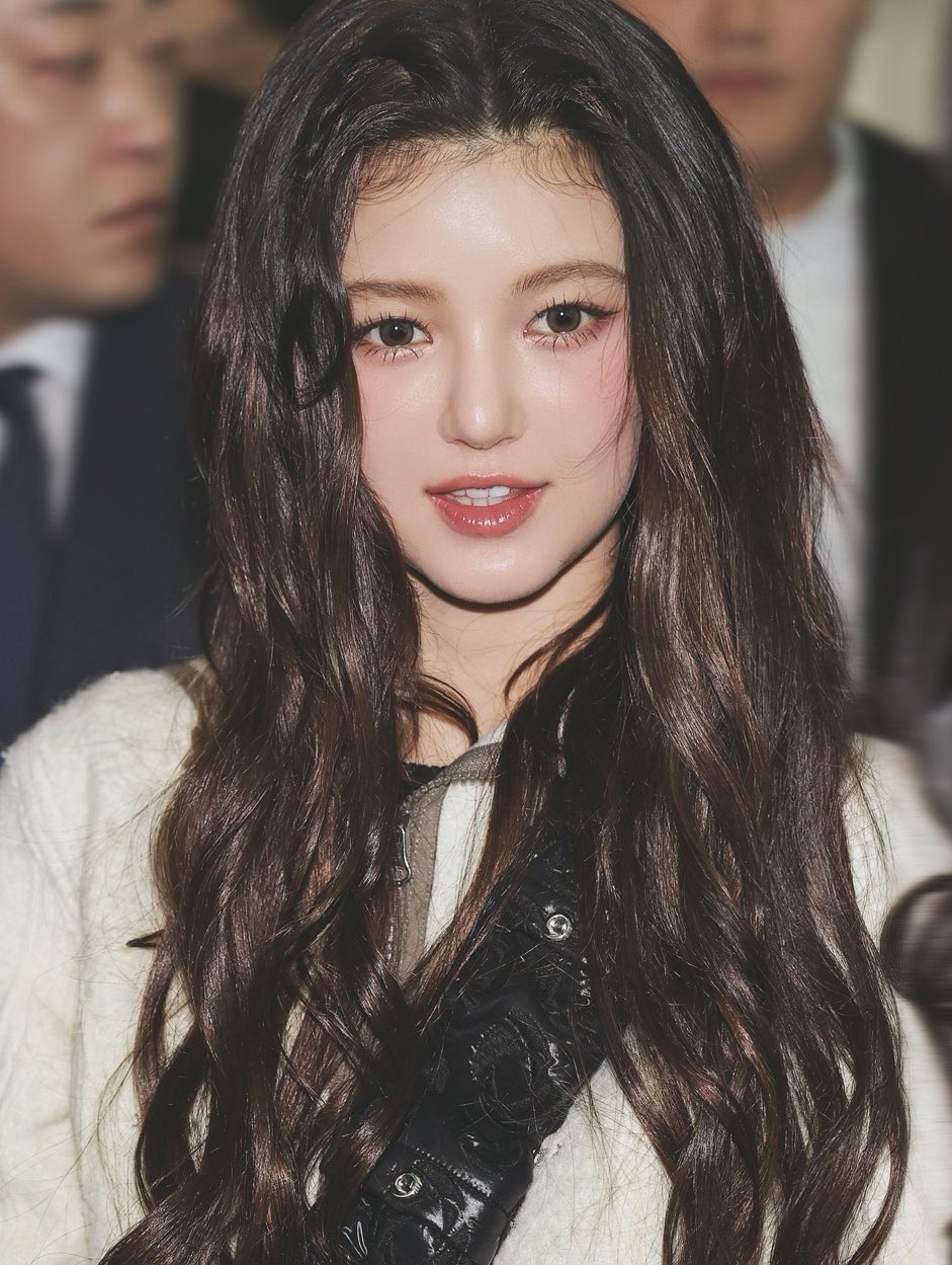 [잡담] 나는 뉴진스 다니엘 이마에 이 잔머리가 좋음 - 인스티즈(instiz) 연예 카테고리