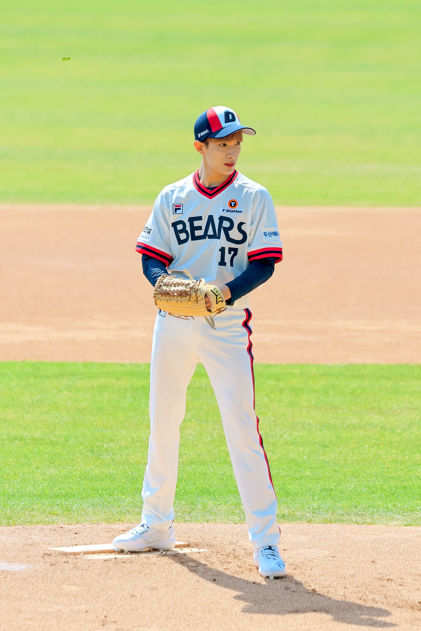 [잡담] 세븐틴 여러분… kbo 시구 투어 부탁드립니다 - 인스티즈(instiz) 연예 카테고리